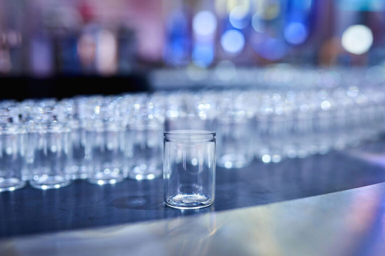 The Science of Glass: Understanding Material Integrity | Glassnow Blog